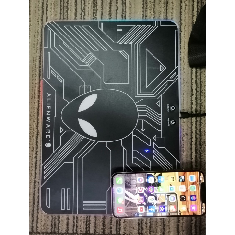 Mua Lót chuột pad alienware led RGBW sạc không dây giá rẻ nhất | TecKi.Vn