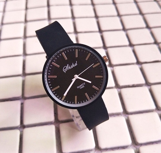 [SIÊU ĐẸP] ĐỒNG HỒ NỮ DÂY CAO SU SHDHD MẶT TRƠN NHIỀU MÀU CÁ TÍNH CỰC ...