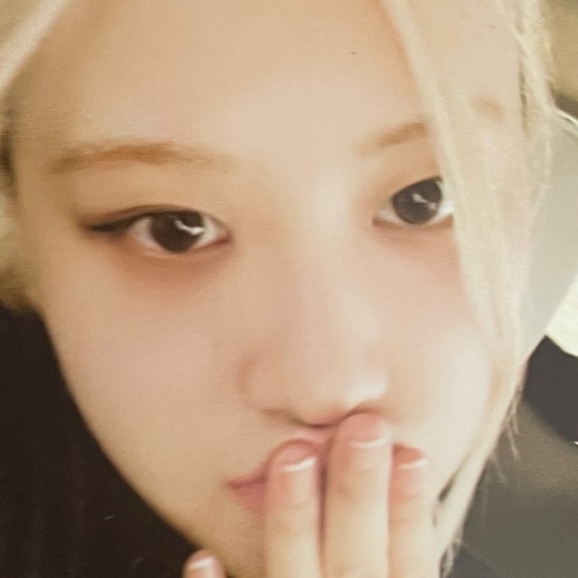 Rose Blackpink GIF Rose Blackpink Glasses Discover Share GIFs | atelier ...