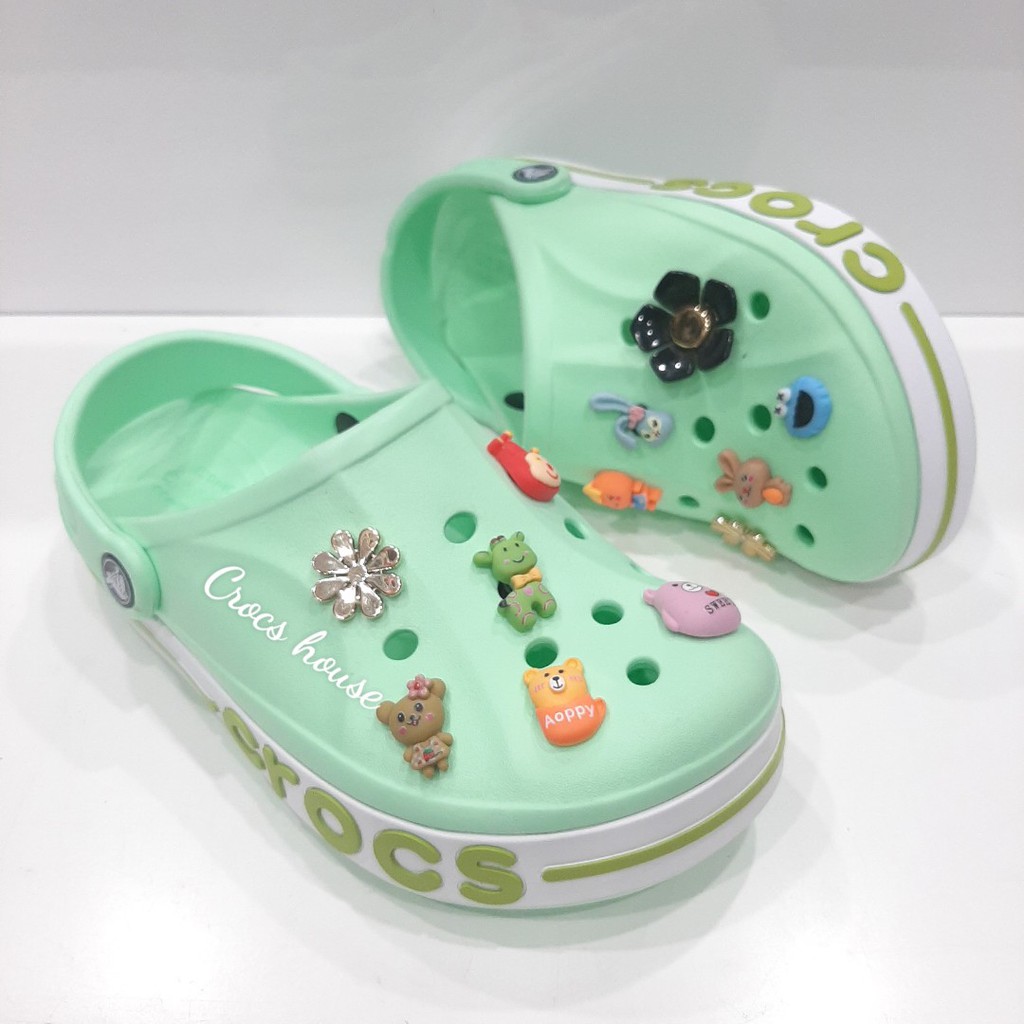 Mua Dép crocs baya nam nữ gắn 12 sticker 2d không mùi, dép crocs chính ...