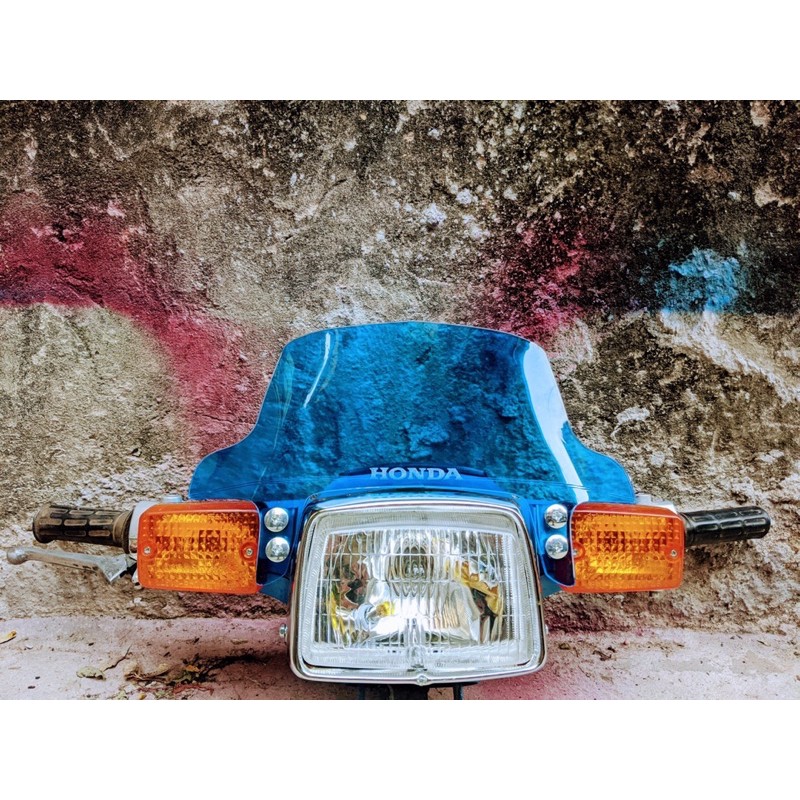 Kính chắn gió xe cub đèn vuông Hardy (Windshield For Square Headlight ...