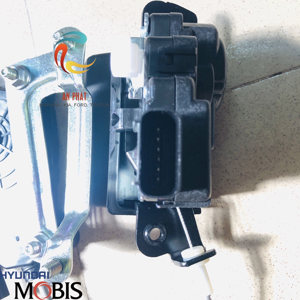 Mua Ổ khóa ngậm cốp hậu Hyundai Tucson 81230D3100 Chính hãng MOBIS HÀN ...