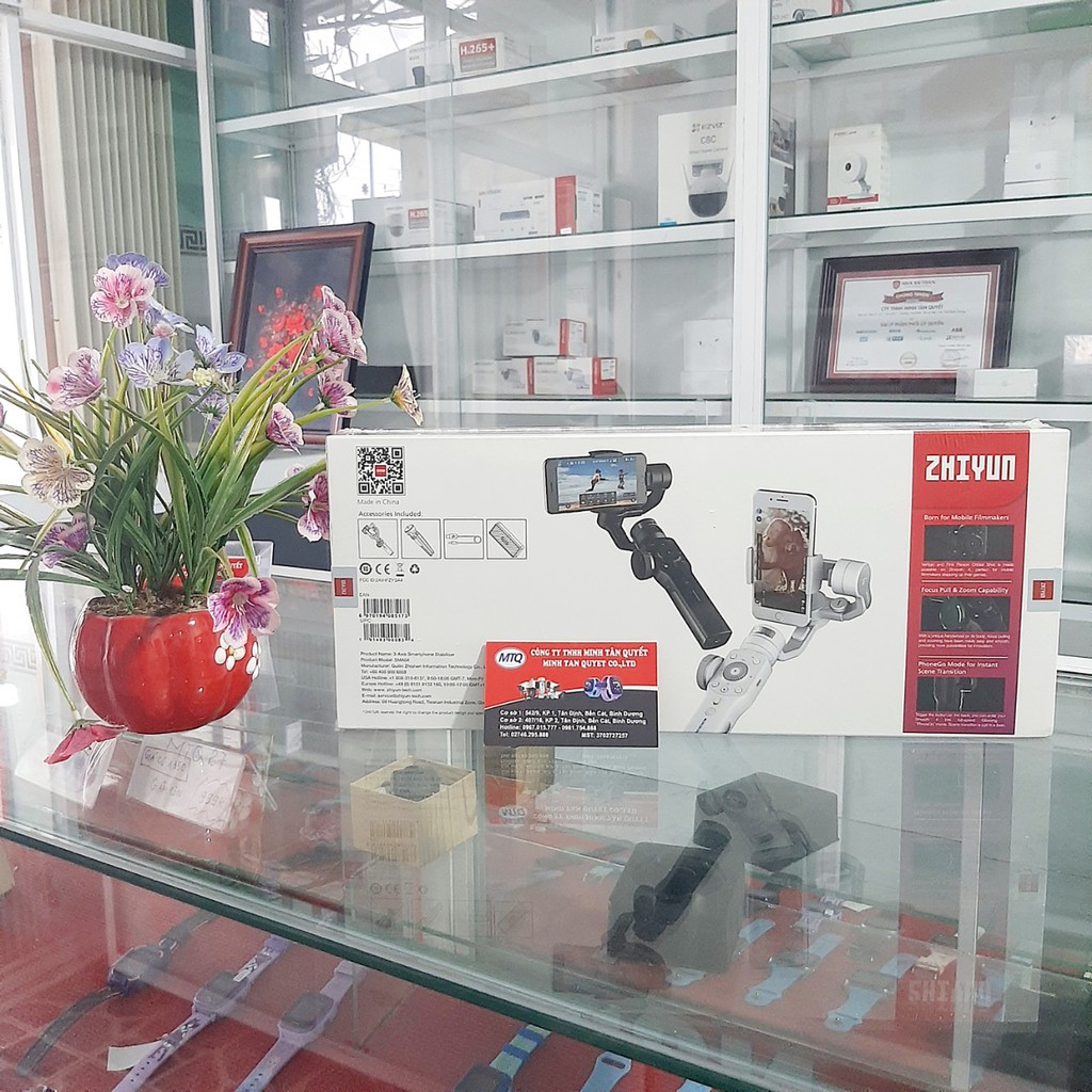 Gimbal cầm tay chống rung cho điện thoại Zhiyun Smooth 4 bảo hành 12 tháng | Shopee Việt Nam