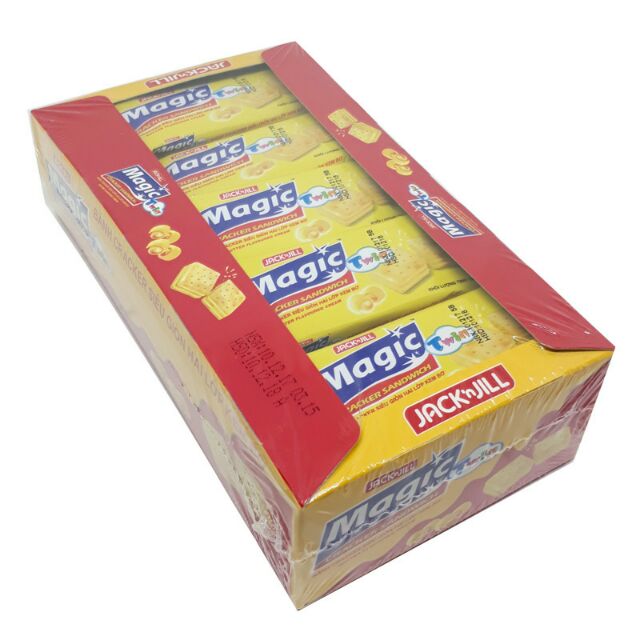 Bánh cracker Magic siêu giòn 2 lớp kem bơ 300g | Shopee Việt Nam