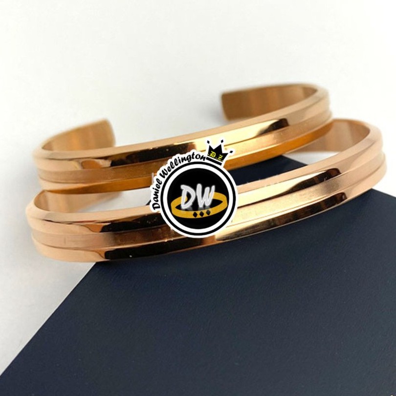 Vòng Tay Cuff DW v3 Elan cặp đôi unisex khắc tên theo yêu cầu Titanium ...