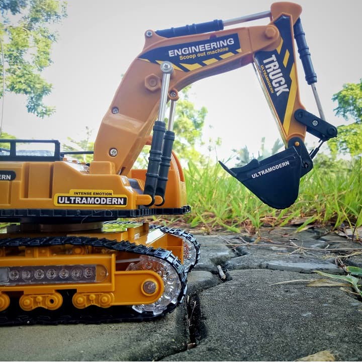 Xe xúc- Xe múc đất điều khiển pin Sạc múc tốt | Shopee Việt Nam