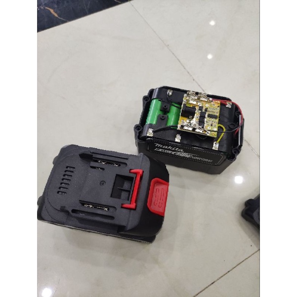 Mua Pin Makita 15 cell, 18v - 21v 6000mah, xả 60a, có led báo pin. giá ...
