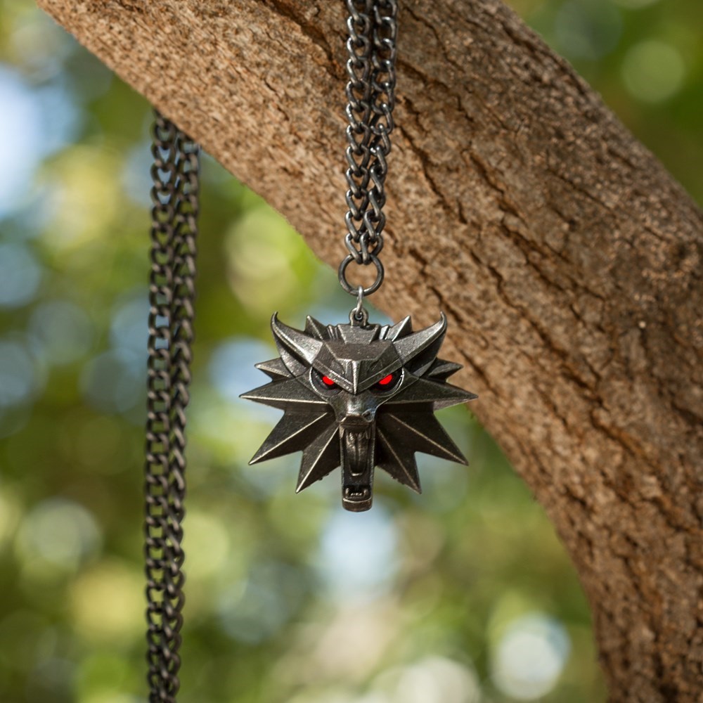 The Witcher 3 - Huy hiệu Medallion (full box) | Shopee Việt Nam