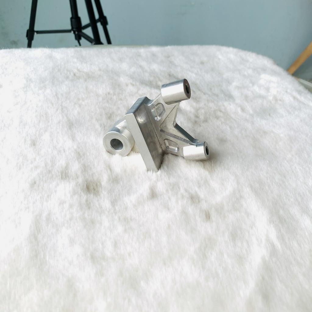 Mua bát pass heo dầu nissin moto3 2 piston đối xứng dùng cho thắng đĩa ...