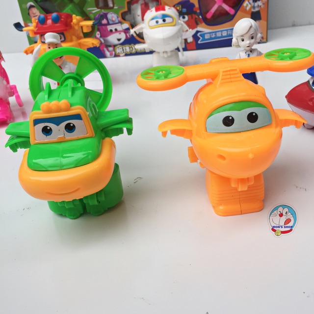 Mua Hộp 8 nhân vật đội bay siêu đẳng biến hình thành máy bay, robot giá ...