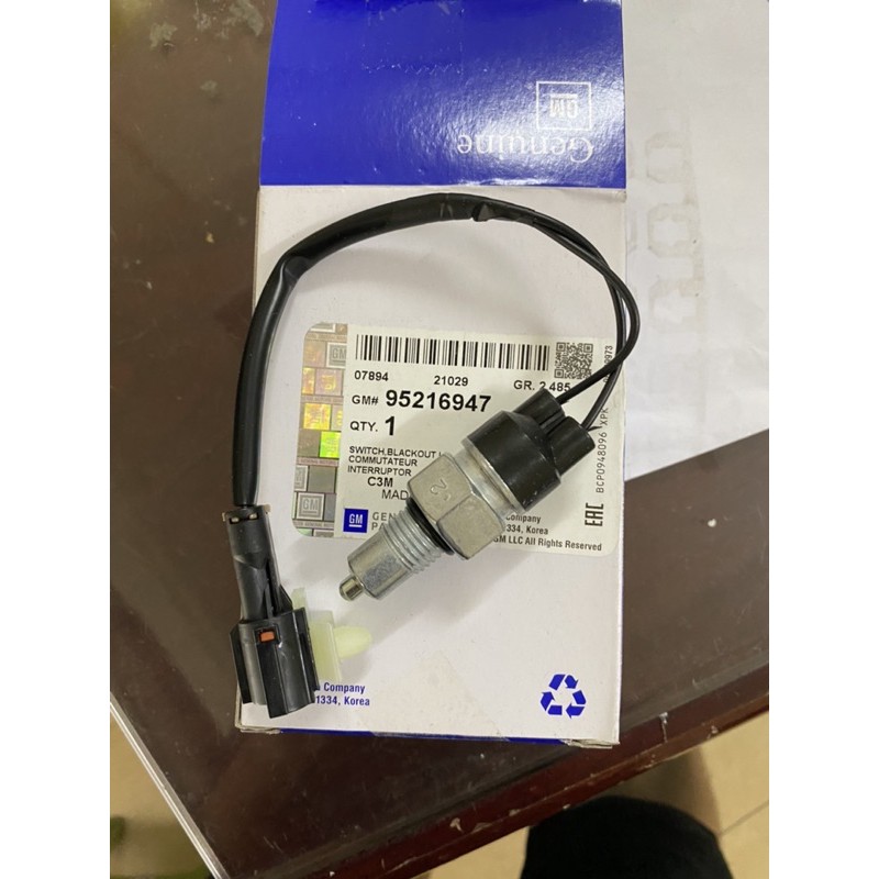 Công tắc đèn lùi Matiz,Spark Gm:95216947 | Shopee Việt Nam