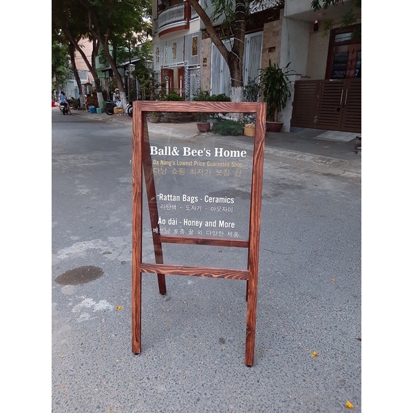 HCM | Bảng Standee viền gỗ khắc laser, Bảng Standee viền gỗ mặt Mica ...