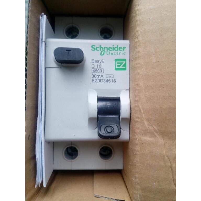 RCBO 2P 16A 30mA Schneider | Shopee Việt Nam