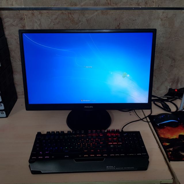 MÀN HÌNH LCD PHILIPS 243V5 24IN, CHÂN MỚI, FUL BOX, SIEU ĐẸP | Shopee ...