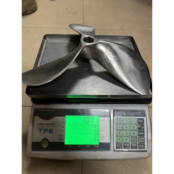 Mua Chân vịt inox 3 cánh 3 tất 4 chạy trái chân vịt inox 304 giá rẻ ...