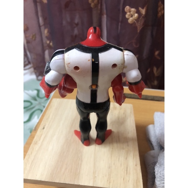 Mua Mô hình Ben 10 Original ( Four Arms , Up Chuck) - Đặt 1 được 2 ...