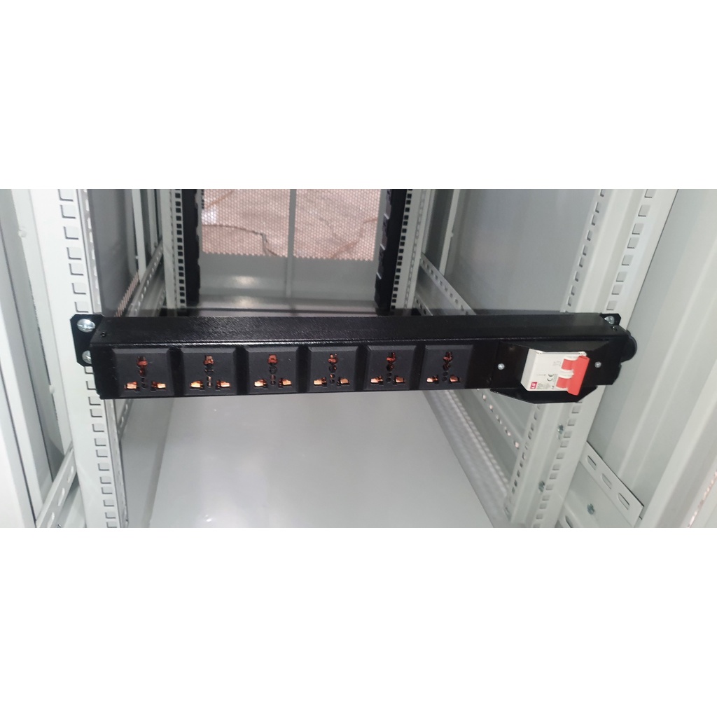 Mua Ổ điện thanh nguồn PDU 6 ổ cắm lắp tủ Rack 1U có MCB, ổ cắm điện ...