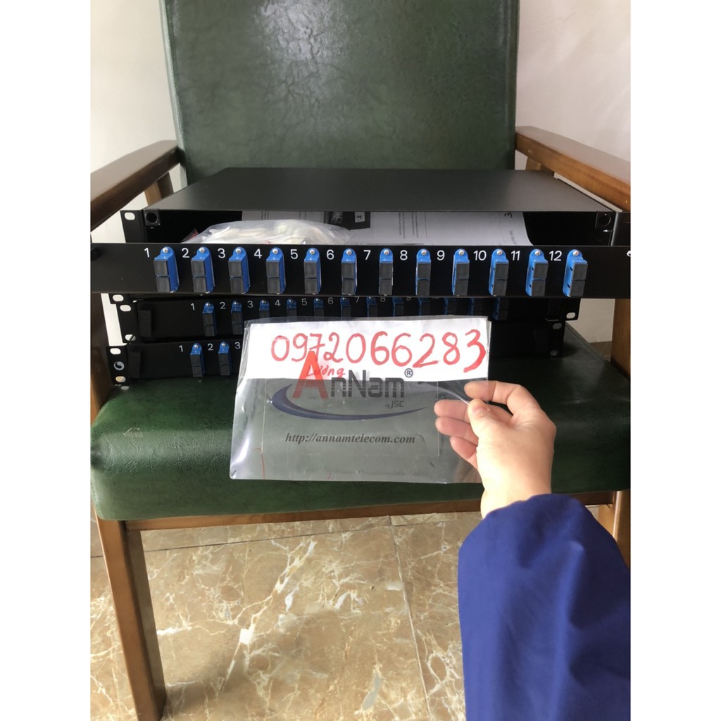 Hộp đấu nối sợi quang SM 24 khớp nối sc dạng trượt 1U mã 760241651 ODF ...