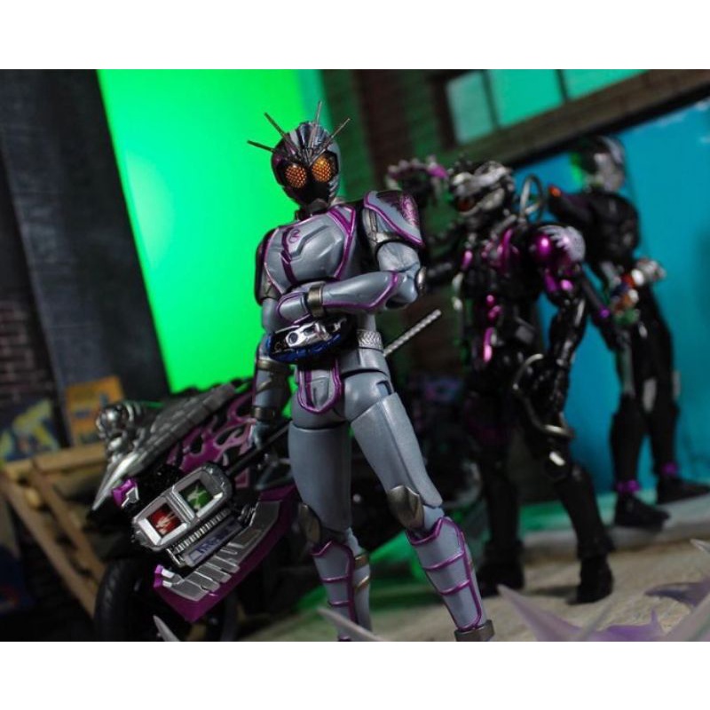 Mua Mô hình chính hãng Bandai Shf Kamen Rider Chaser - Kamen Rider Drive giá rẻ nhất | TecKi.Vn