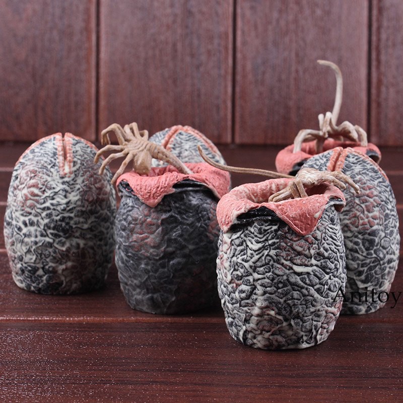 Alien VS. Predator Prometheus Egg Facehugger Fluorescence Action Figure ...