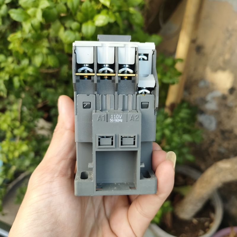 Mua Khởi động từ Contactor LS MC-12b 12A 220V 3 pha cho motor máy nén ...