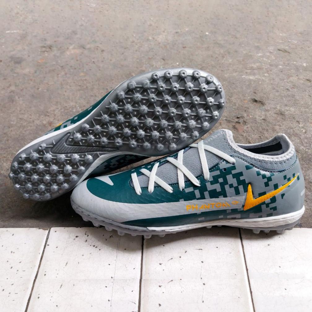 Mua Giày Thể Thao Nam Đá Bóng Winbro Cổ Cao Cực Chất - GIÀY WINBRO ...