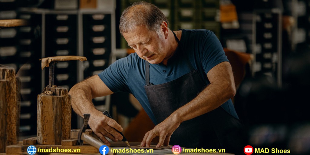 MAD Shoes - Shop online | Shopee Việt Nam