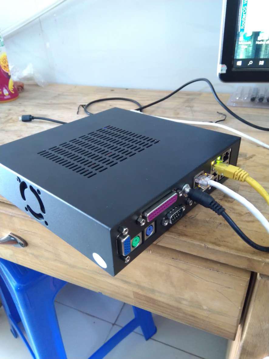 Router Mikrotik level 6, 3 port, chịu tải siêu khoẻ (auto update ...