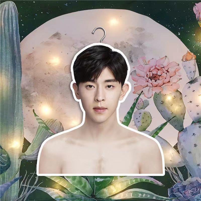 Mua Móc Treo Áo Khoác Yi Xiao Zhan Wang Yibo Đa Năng Tùy Chỉnh Hỗ Trợ Yi Yan Qianxi hum giá rẻ ...