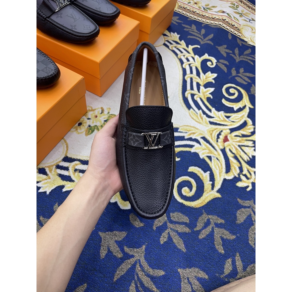 Mua Giày moca LLVV da trâu phối viền hoa vân tag bạc LA 1-1 on web ...