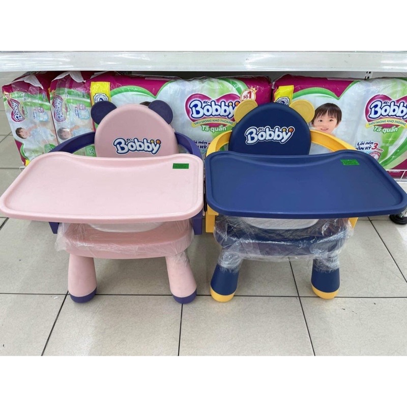 Mua Bộ bàn ghế ăn dặm hàng quà tặng bỉm Bobby màu xanh , hồng giá rẻ ...