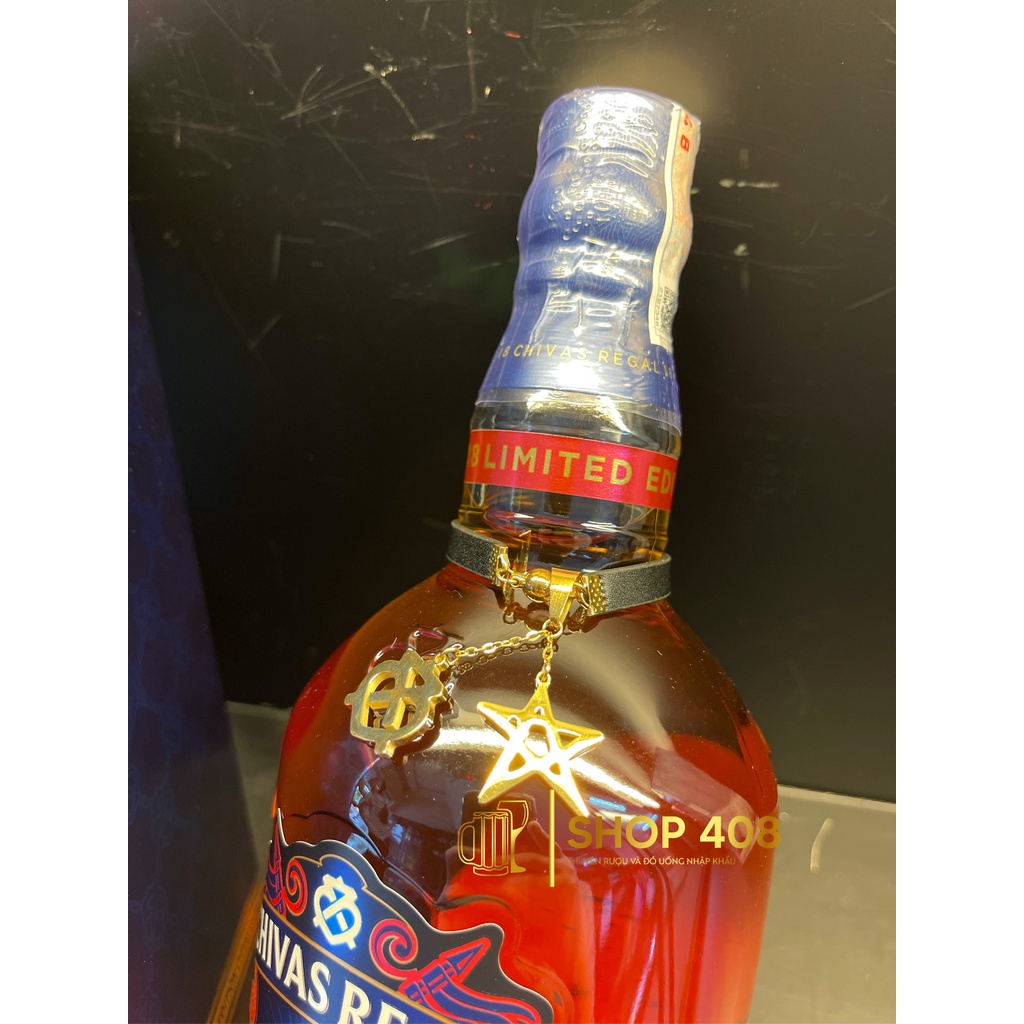 RƯỢU CHIVAS 18 LISA Limited Edition 700ml - Phiên Bản Cực Kì Giới Hạn