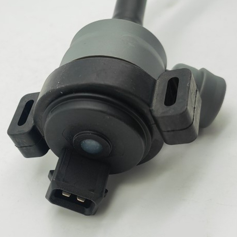 Mua 1 Van Xả Nhiên Liệu Kèm Ống Thông Hơi Bằng Sợi Carbon Thay Thế ...