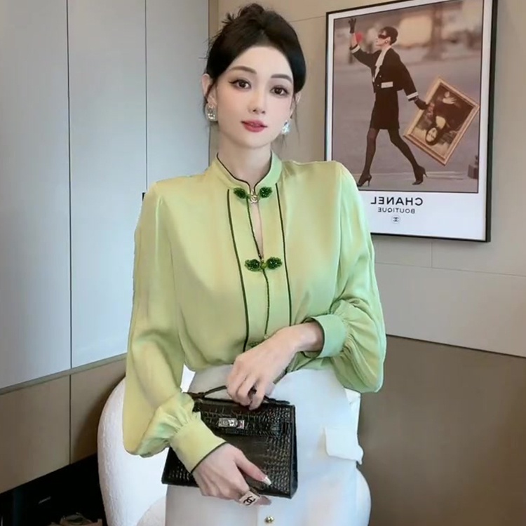 Mua Áo Sơ Mi Cài Nút Màu Xanh Lá Cây Nhỏ Siêu Đẹp Phong Cách Công ...