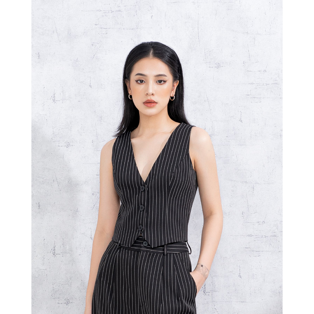 Mua Plaid set (Quần ống suông xếp ly + Áo Gile dáng crop nhấn eo 3 khuy ...