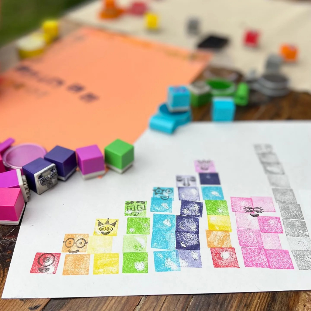 Numberblocks Stampoline Park Stamp Activity Set: Bộ trò chơi con dấu ...