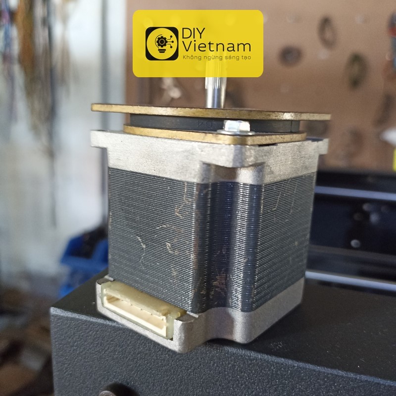 Mua Động cơ bước Nidec Step 57 dài 54mm [Tháo máy] giá rẻ nhất | TecKi.Vn